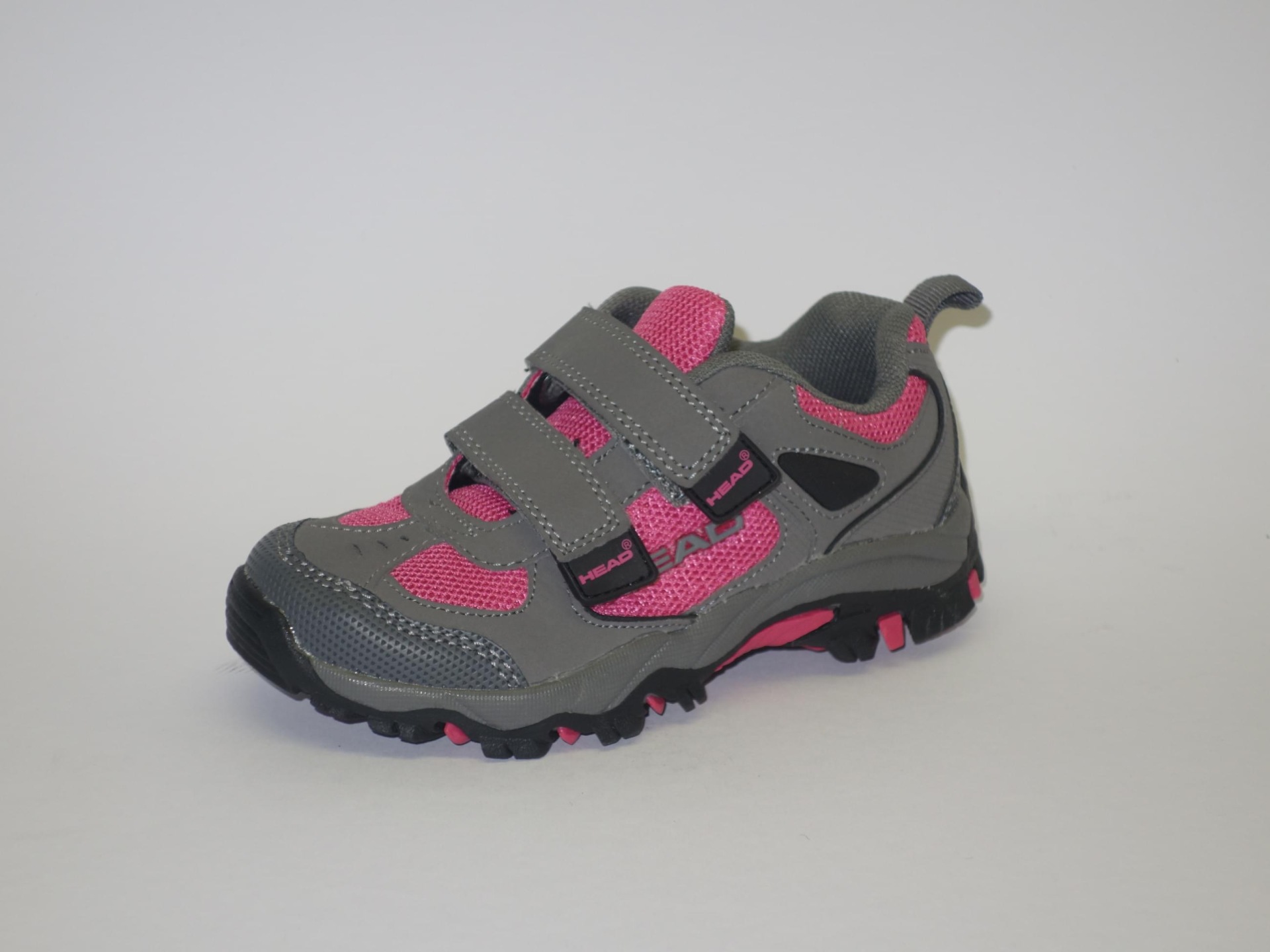 DĚTSKÁ OBUV - Prodejny obuvi v Říčanech u Prahy